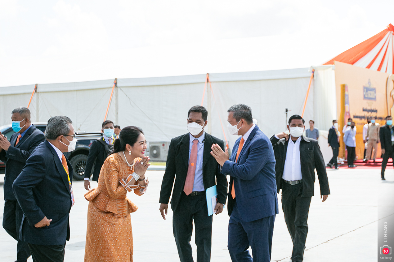 ស្រាបៀរថ្មីរបស់ជំទាវឧកញ៉ា១រូប ...