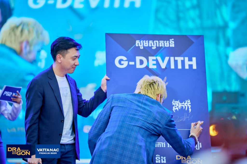 អ្នកឧកញ៉ា សំអាង វឌ្ឍនៈ បញ្ជាក់ពីមូលហេតុជ្រើសរើស G-Devith ធ្វើជាទូតសុច្ឆន:របស់ស្រាបៀរវឌ្ឍនៈ ...