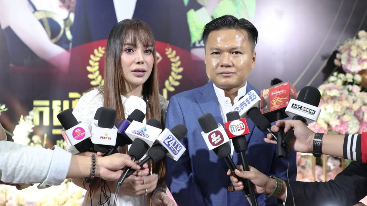 ឧកញ៉ា យឹម តាស្រង់ រៀបចំកម្មវិធីជប់លៀងនិងផ្ដល់ពានរង្វាន់ដល់អ្នកលក់ឆ្នើមរាប់រយនាក់