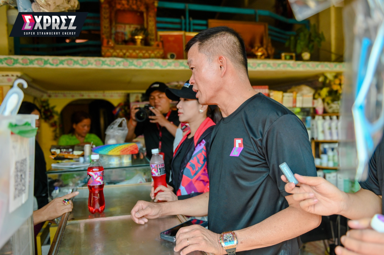 EXPREZ រសជាតិស្ត្រប៊ែរី ដបចំណុះ 500ml ឆ្ងាញ់ គុណភាពជឿជាក់ហ្មង